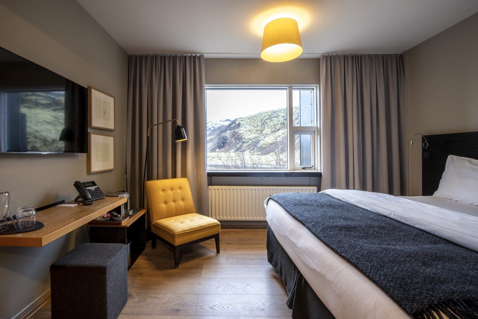 Standard Twin – ION Hotels